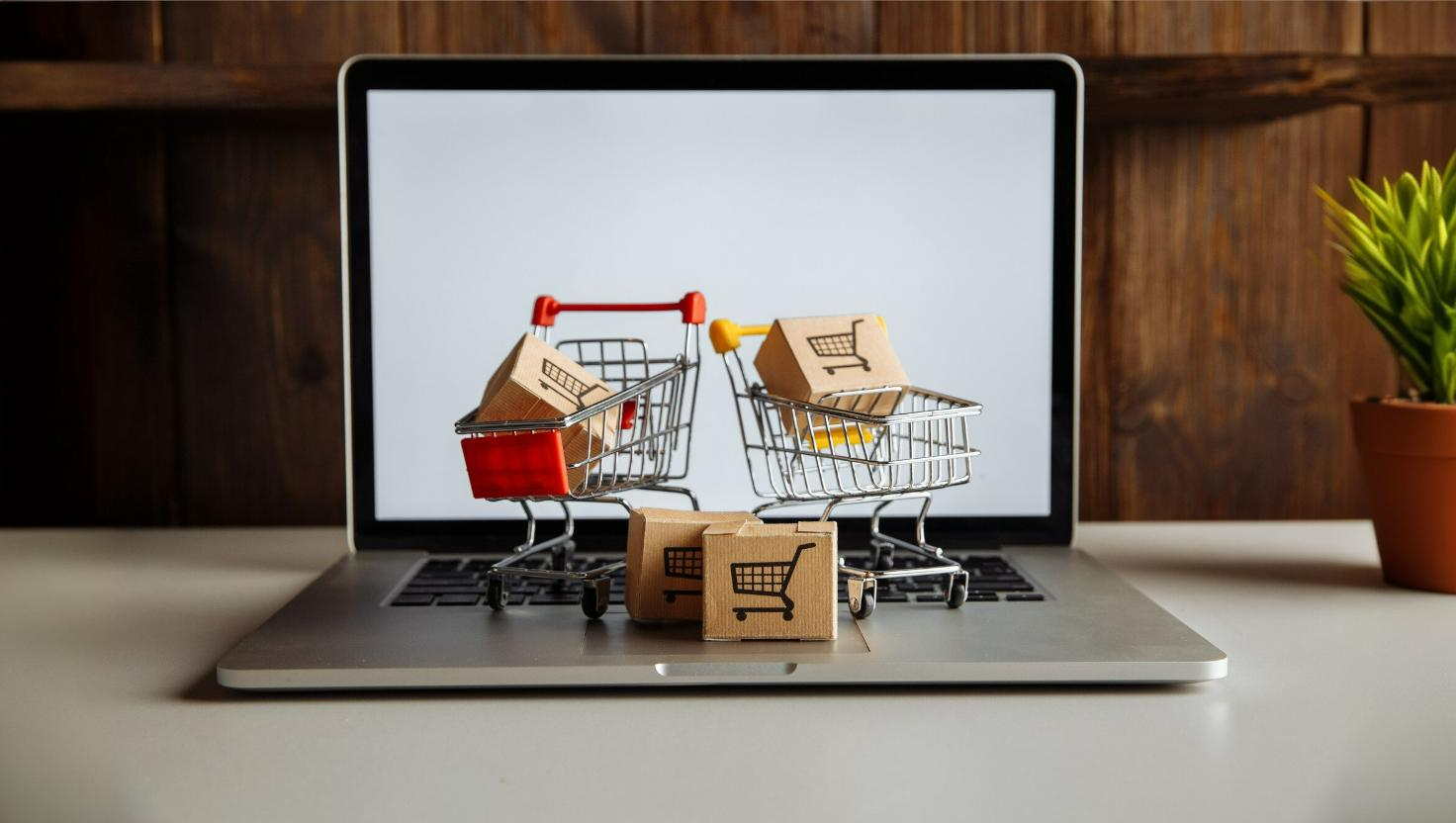 Toko Kain Online vs Offline: Kenali Jenis dan Keunggulannya - CKP Textile